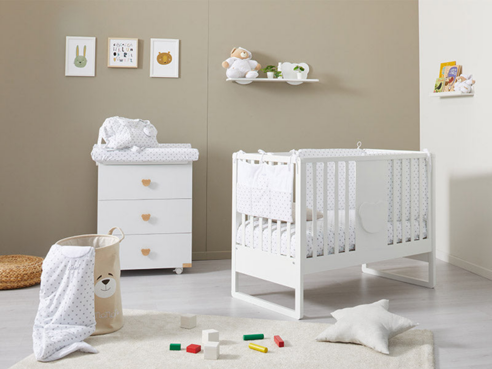 NEW COLLECTION – Nanan official